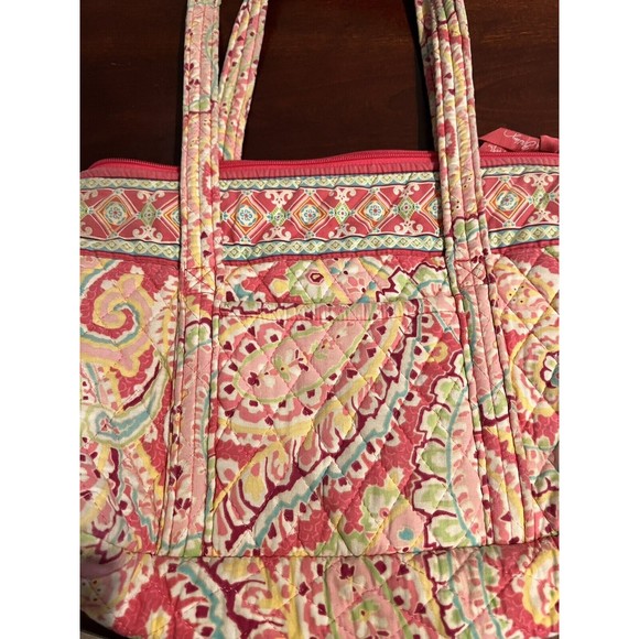 Vera Bradley | Bags | Vera Bradley Villager Capri Melon Medium Shoulder ...